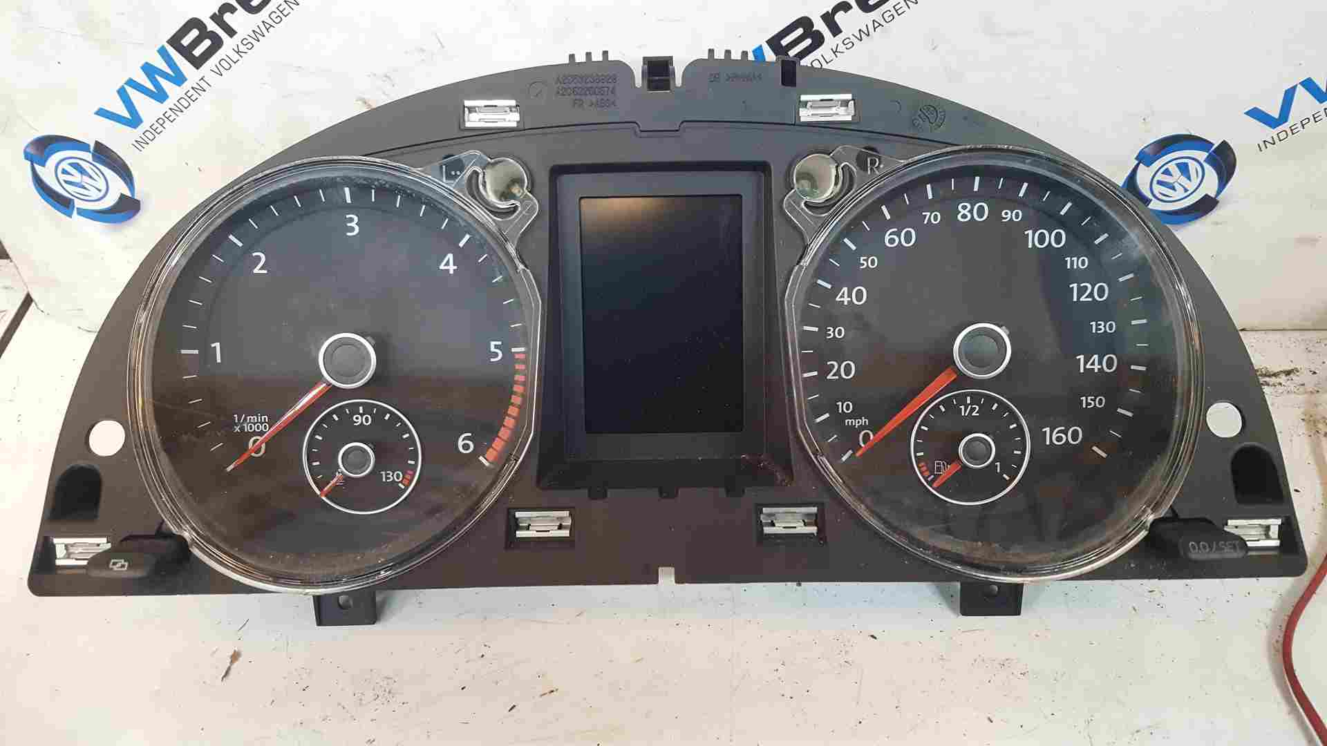 Volkswagen B7 2010-2015 Instrument Cluster Speedo 3Aa920970a | VWBreakers