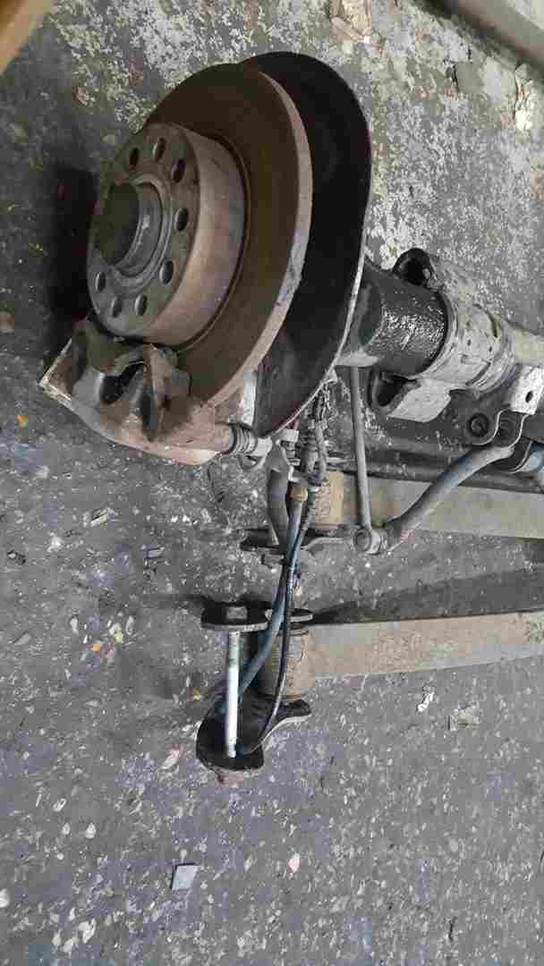 Volkswagen Caddy 2004-2010 Rear Axle Beam Complete Leaf Springs ...