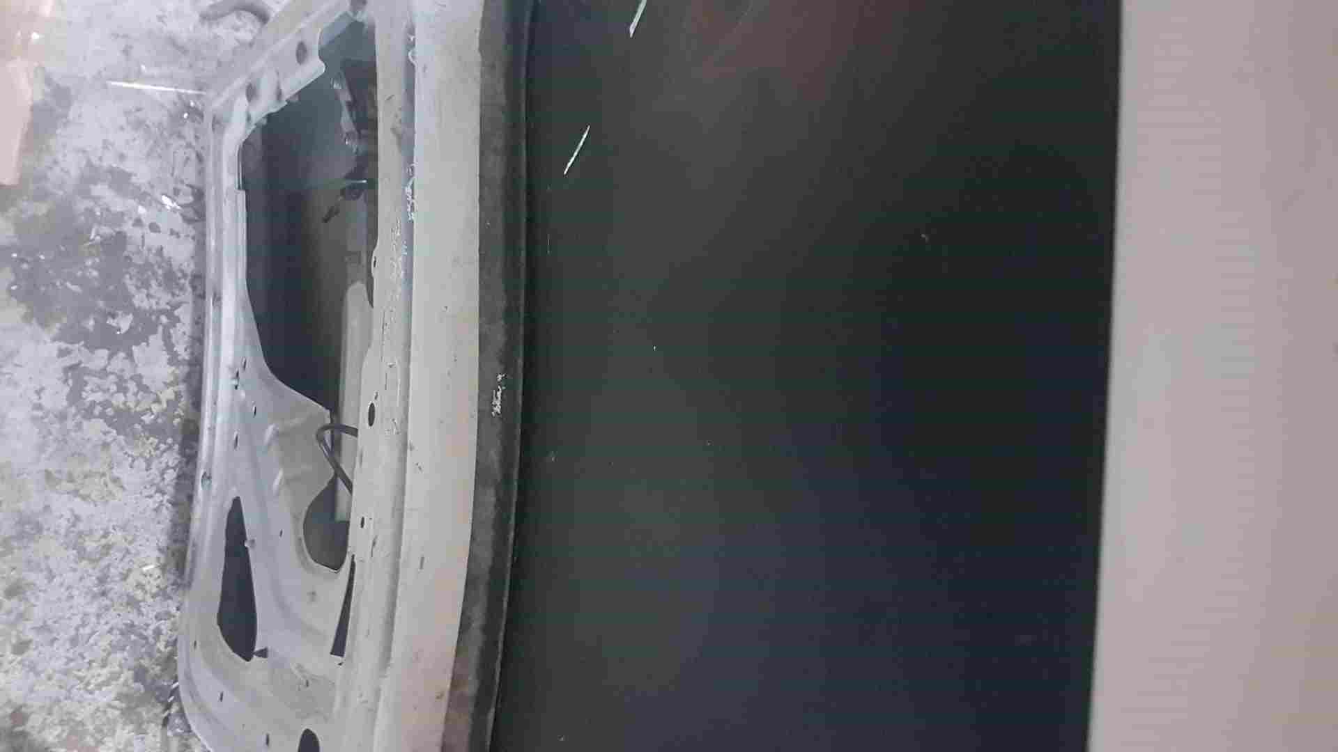 Volkswagen Caddy Maxi 2004-2010 Passenger NSR Rear Back Barn Door Gr ...