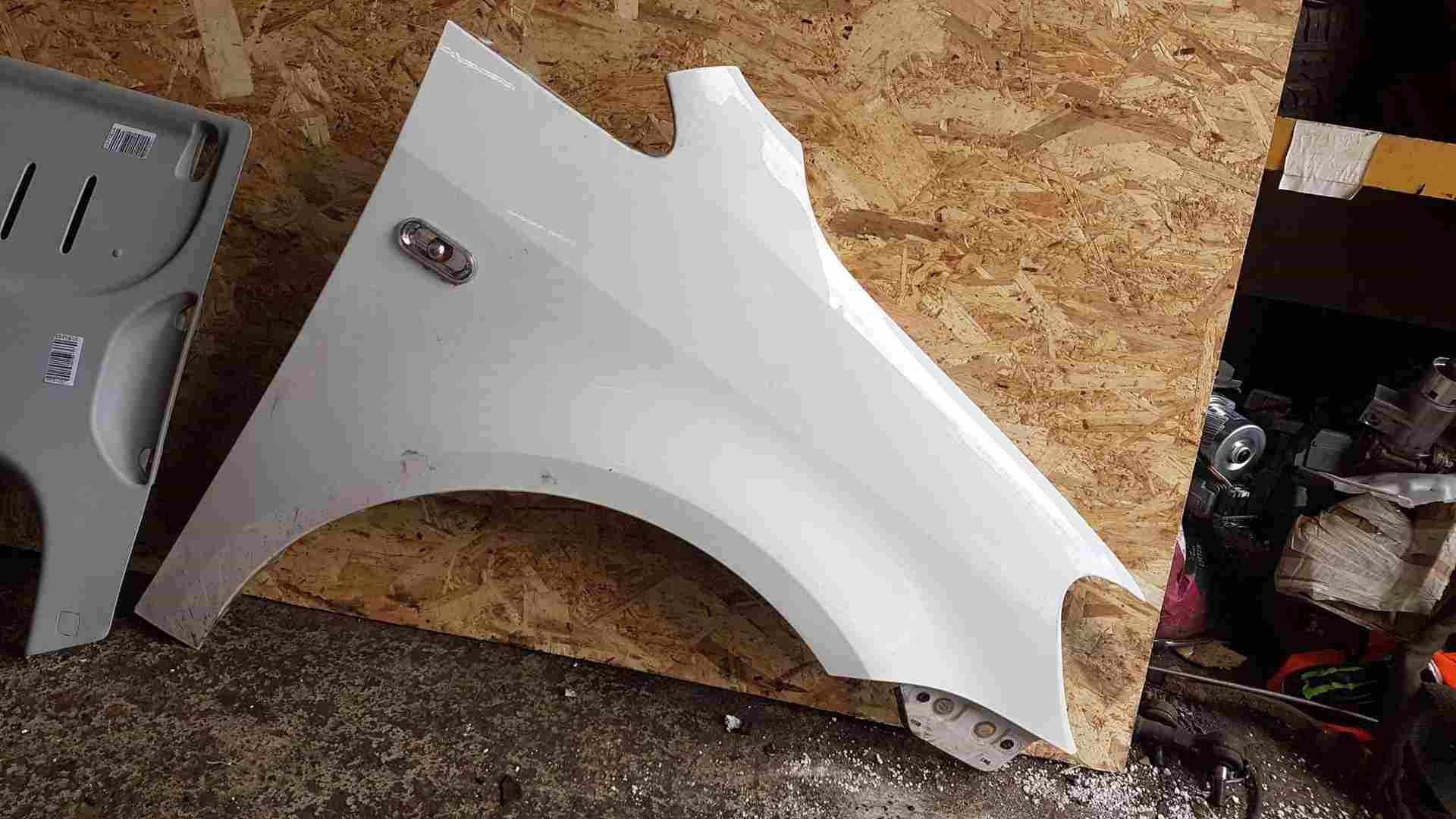 Volkswagen Caddy Maxi 2010-2015 Drivers Os Wing Lb9a Candy White ...