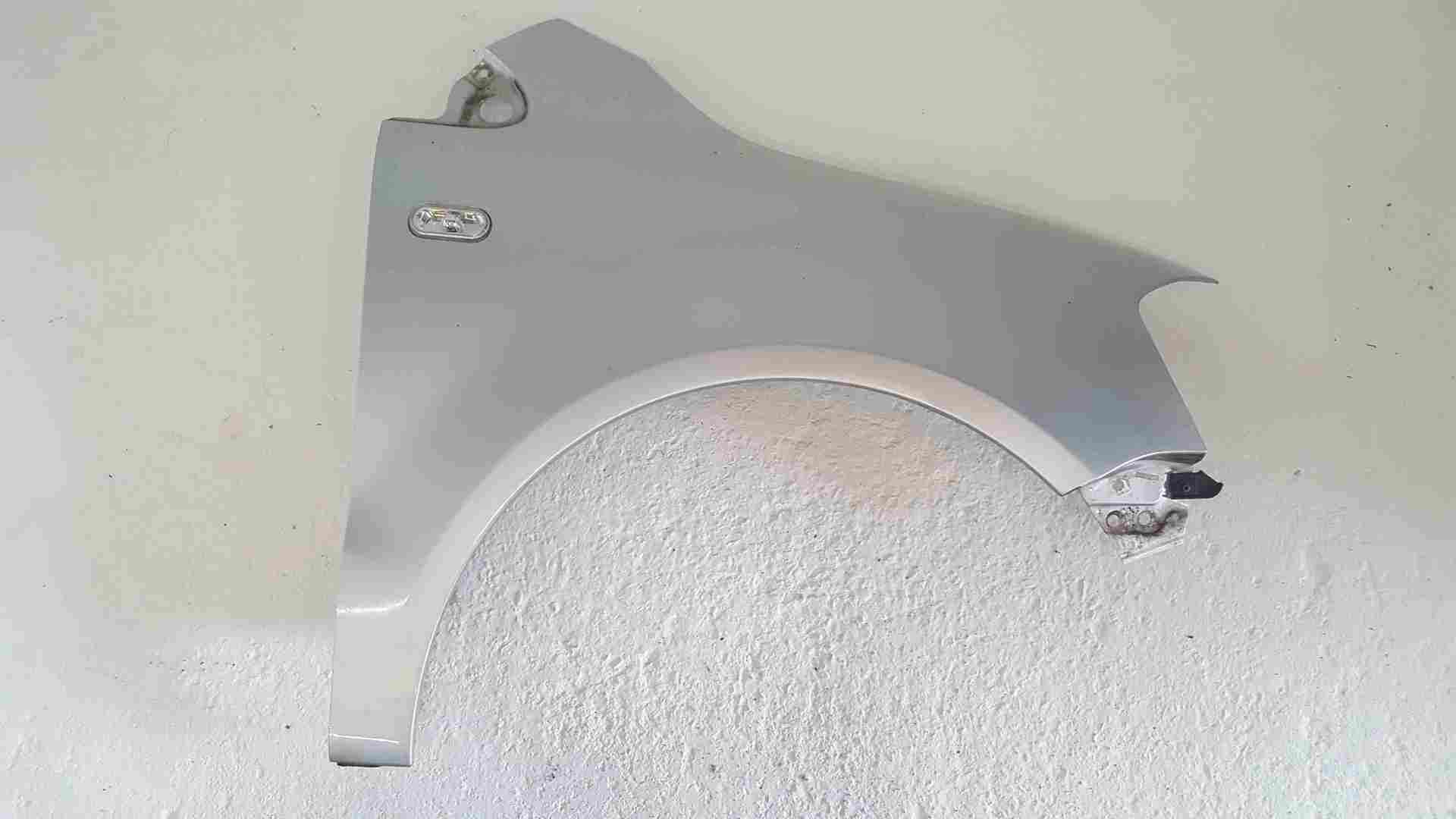 Volkswagen FOX 2005-2011 Drivers Os OSF Wing Quarter Panel Silver La7w ...