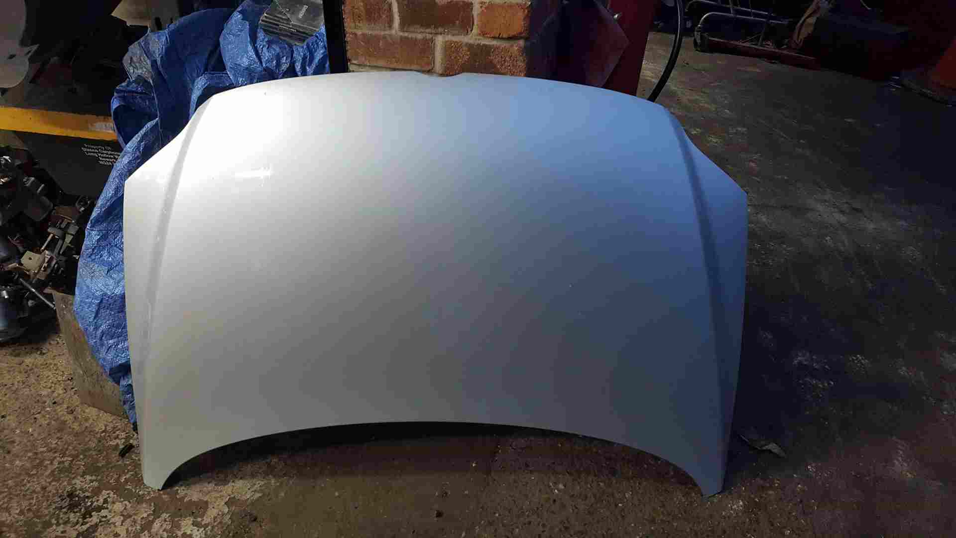 Volkswagen FOX 2005-2011 Front Bonnet Silver La7w - Store - Used ...