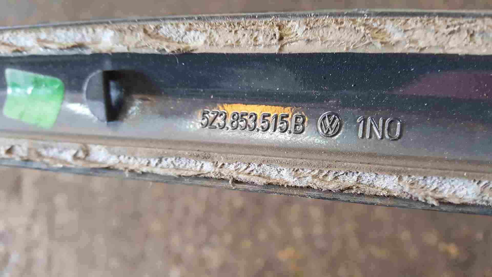 Volkswagen FOX 2005-2011 Passenger NSF 3Door Side Protection Moulding ...