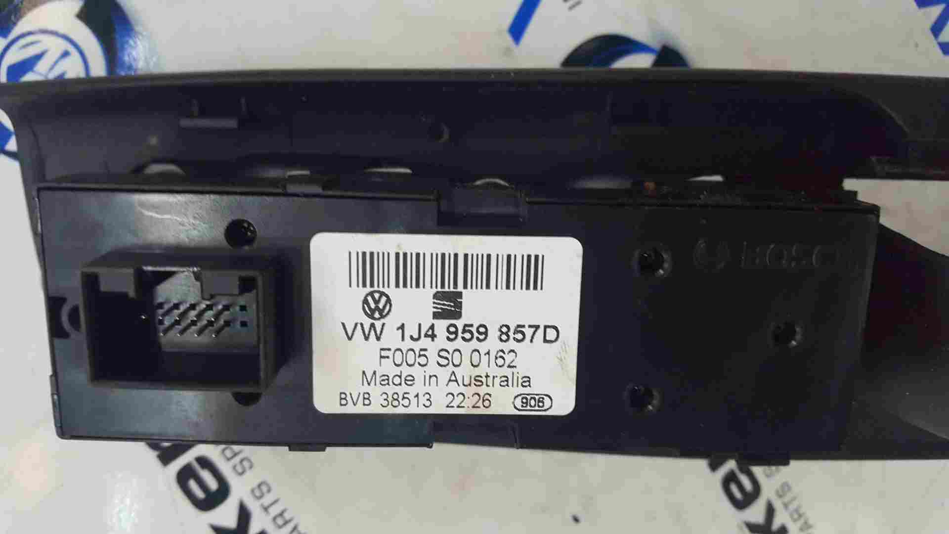 Volkswagen Golf MK4 1997-2004 OSF Os Front Window Switches Panel ...