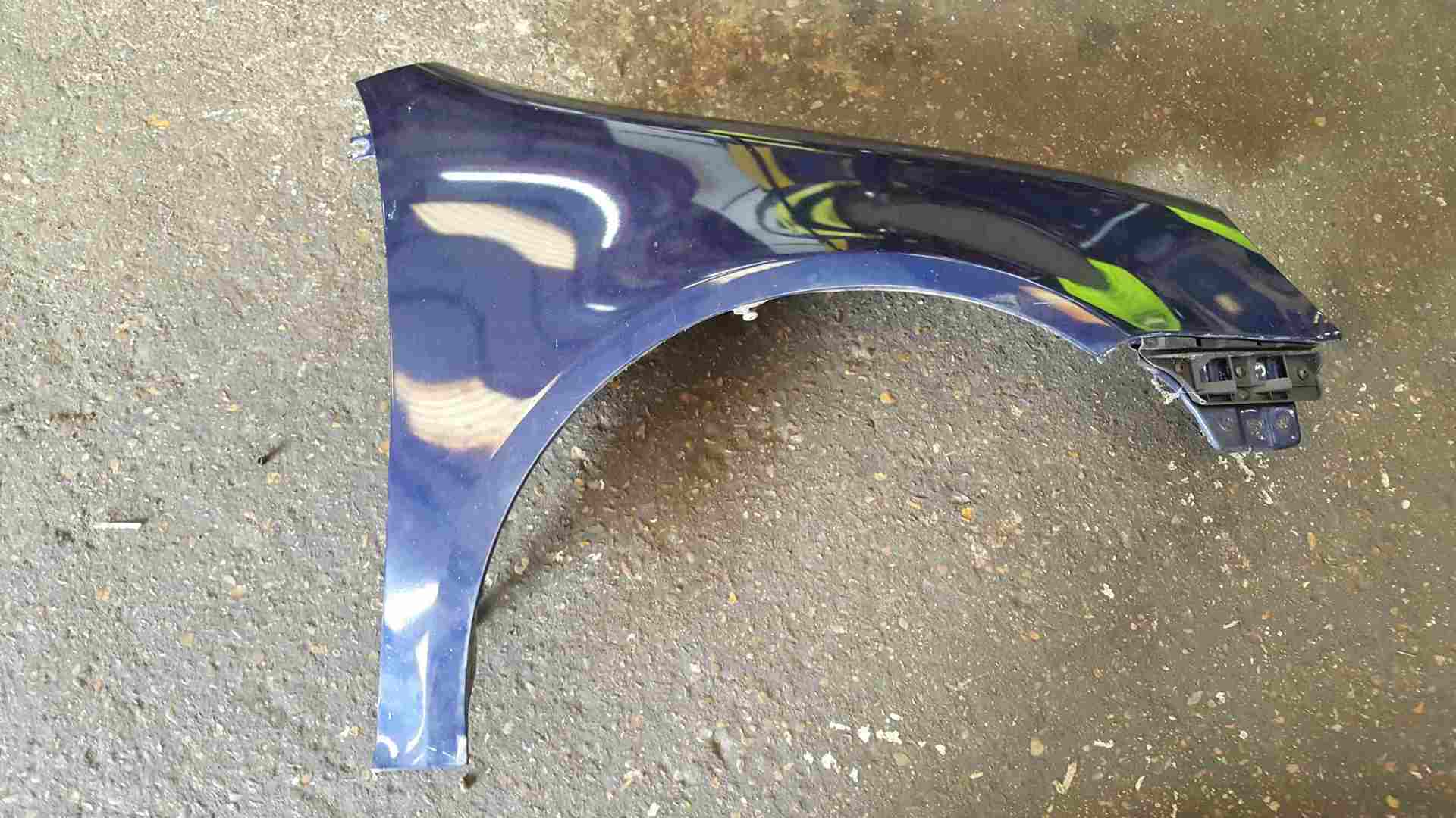 Volkswagen Golf MK5 2003-2009 Drivers OS Wing Blue LD5Q | VWBreakers