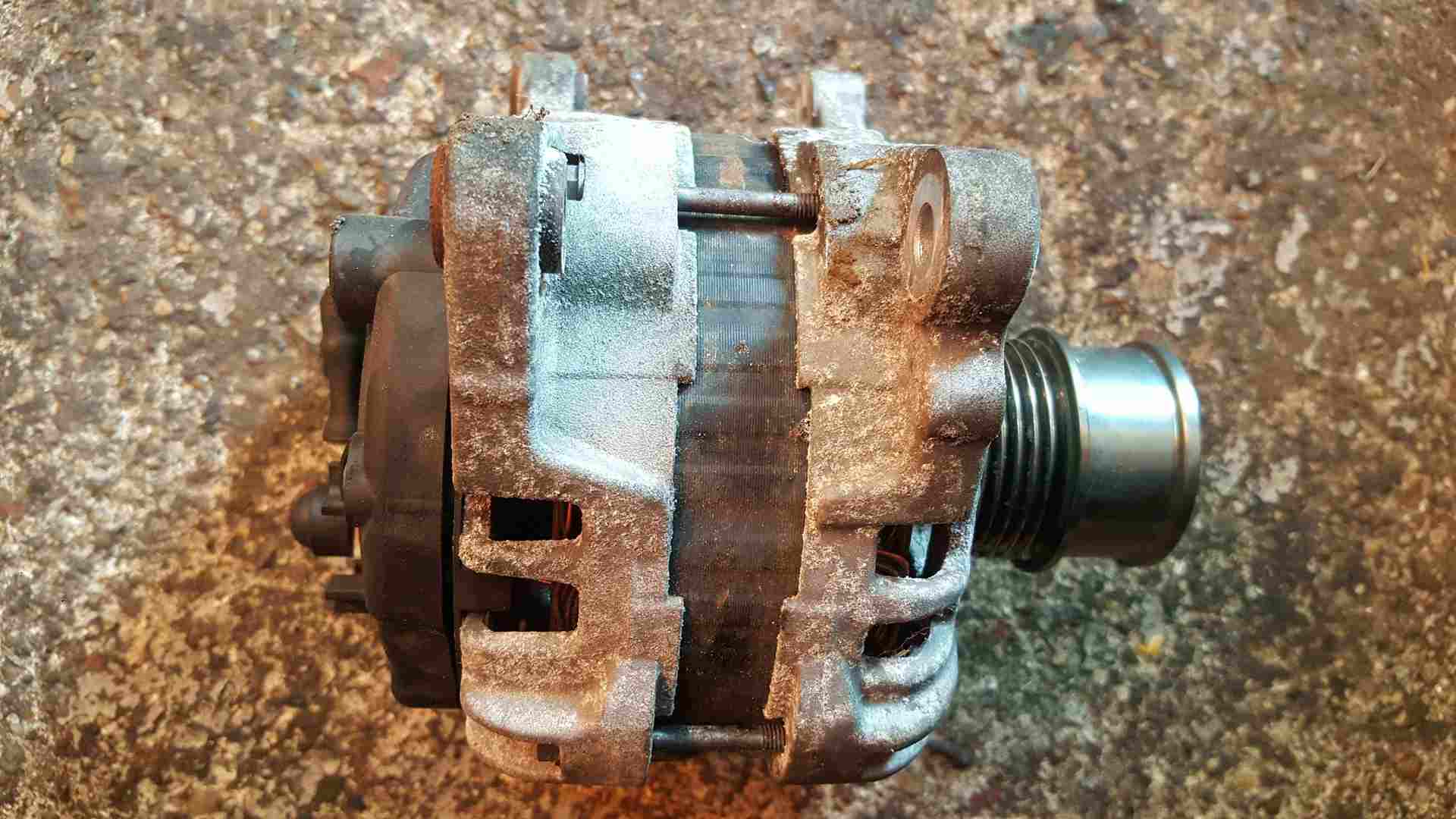 Volkswagen Golf MK7 2012-2017 12 TSI Alternator 04E903021M | VWBreakers