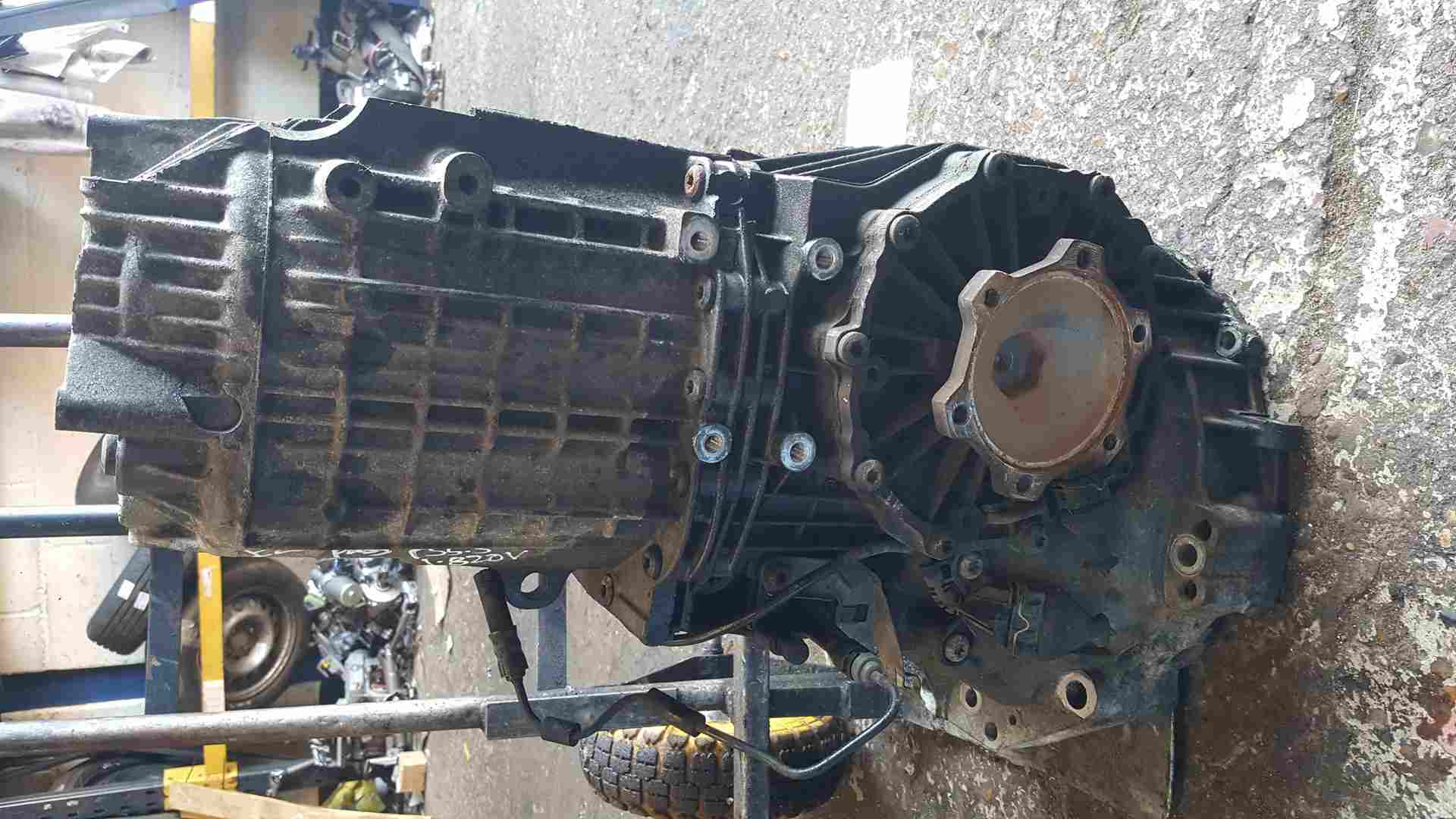 Volkswagen Passat 2001-2005 B55 18 20V Gearbox EZG | VWBreakers