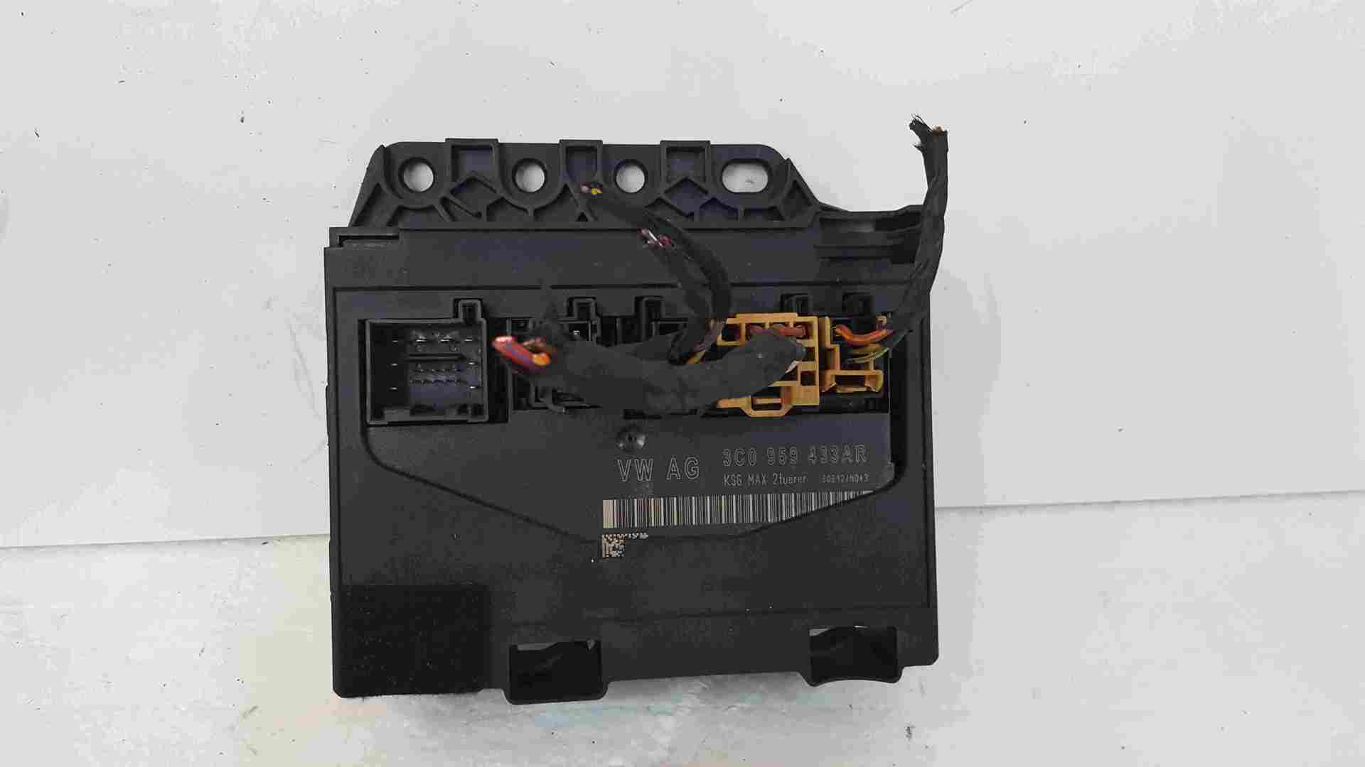 Volkswagen Passat B6 2005-2010 Comfort Convenience Module Unit ECU ...