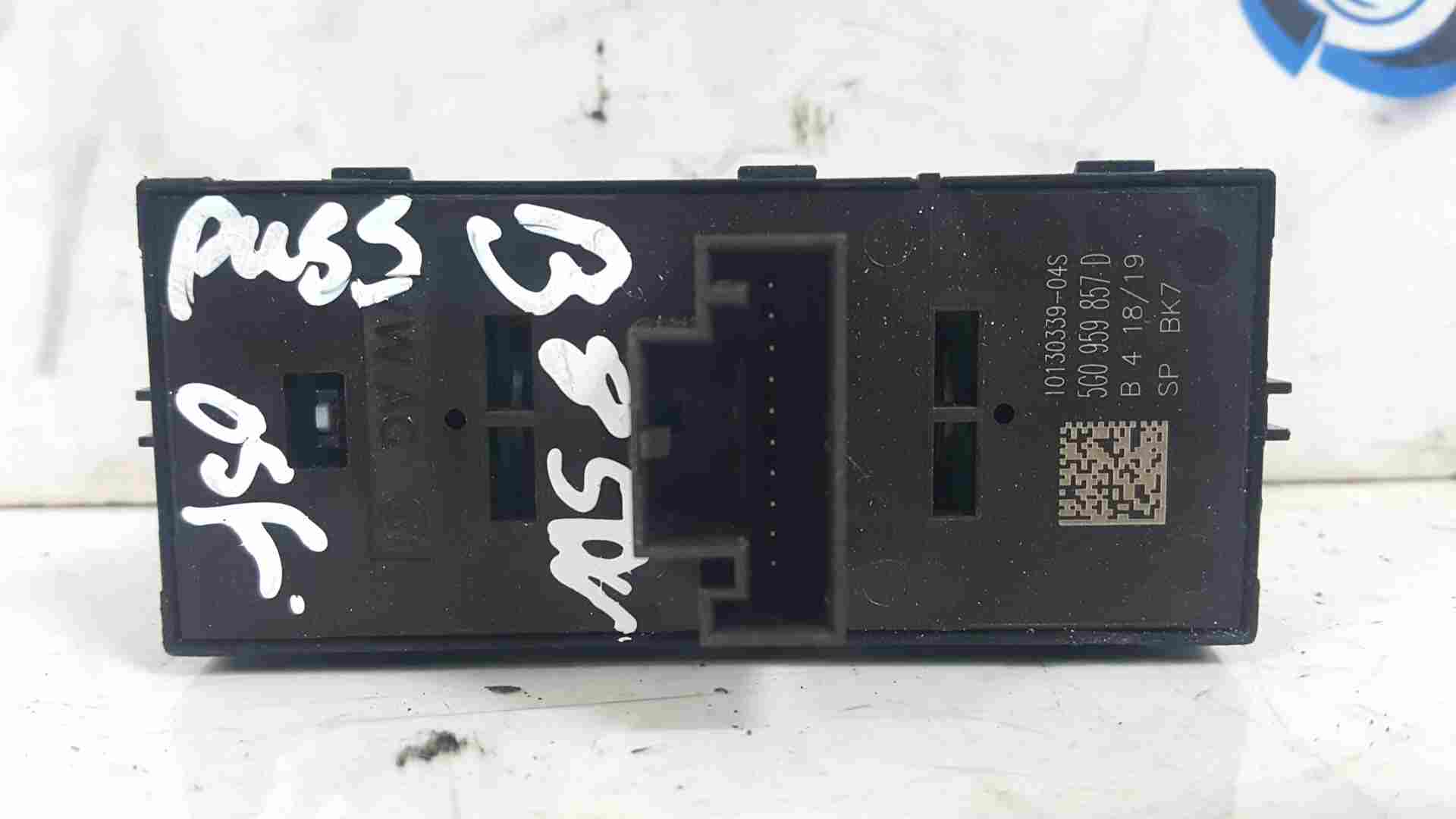 Volkswagen Passat B8 2015-2022 Drivers OSF Window Switch 5G0959857d ...