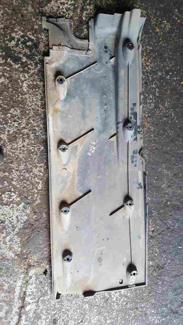 Vw passat plastic undertray store