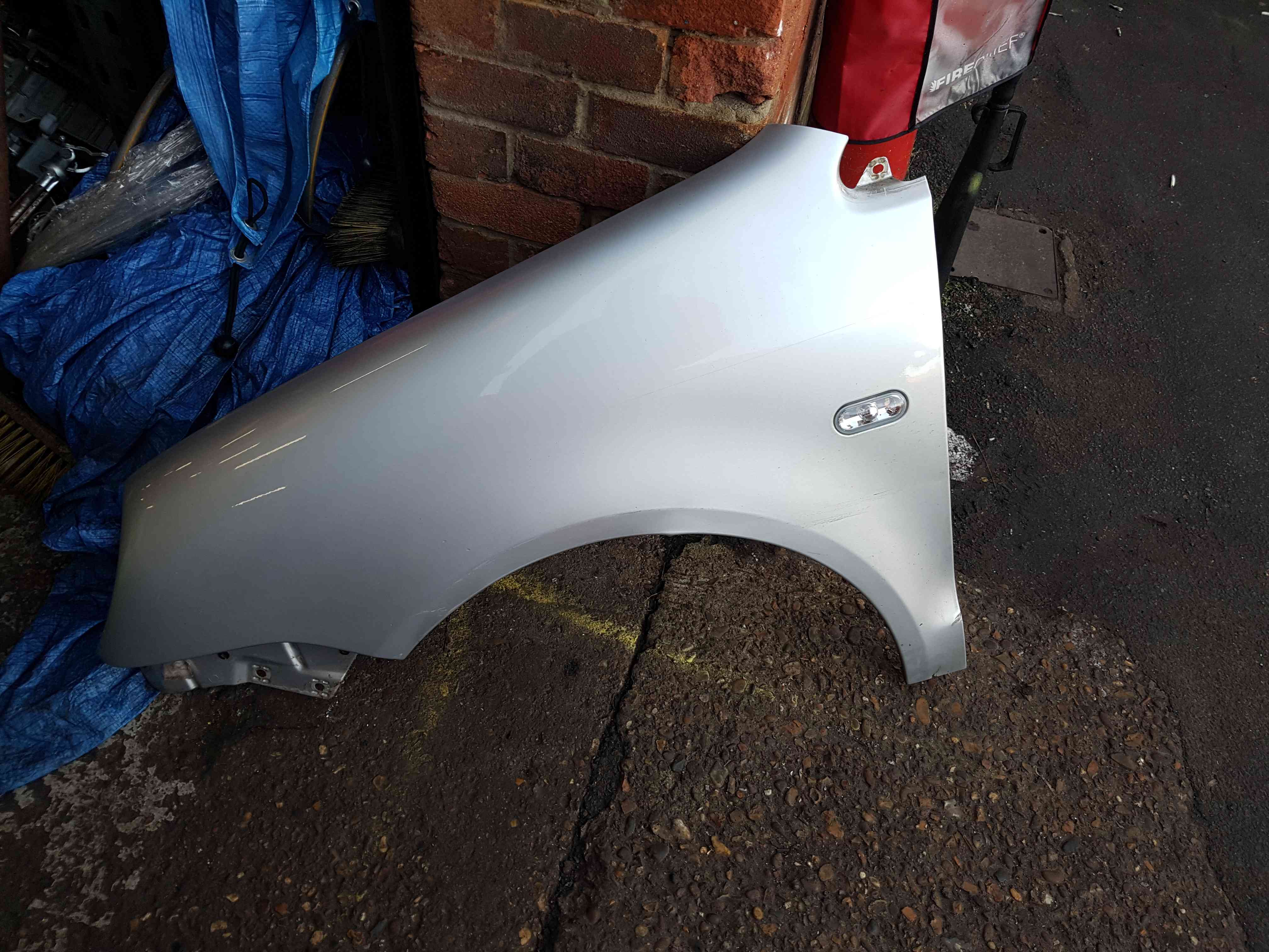 volkswagen polo 2003-2006 9n passenger ns wing silver la7w | VWBreakers