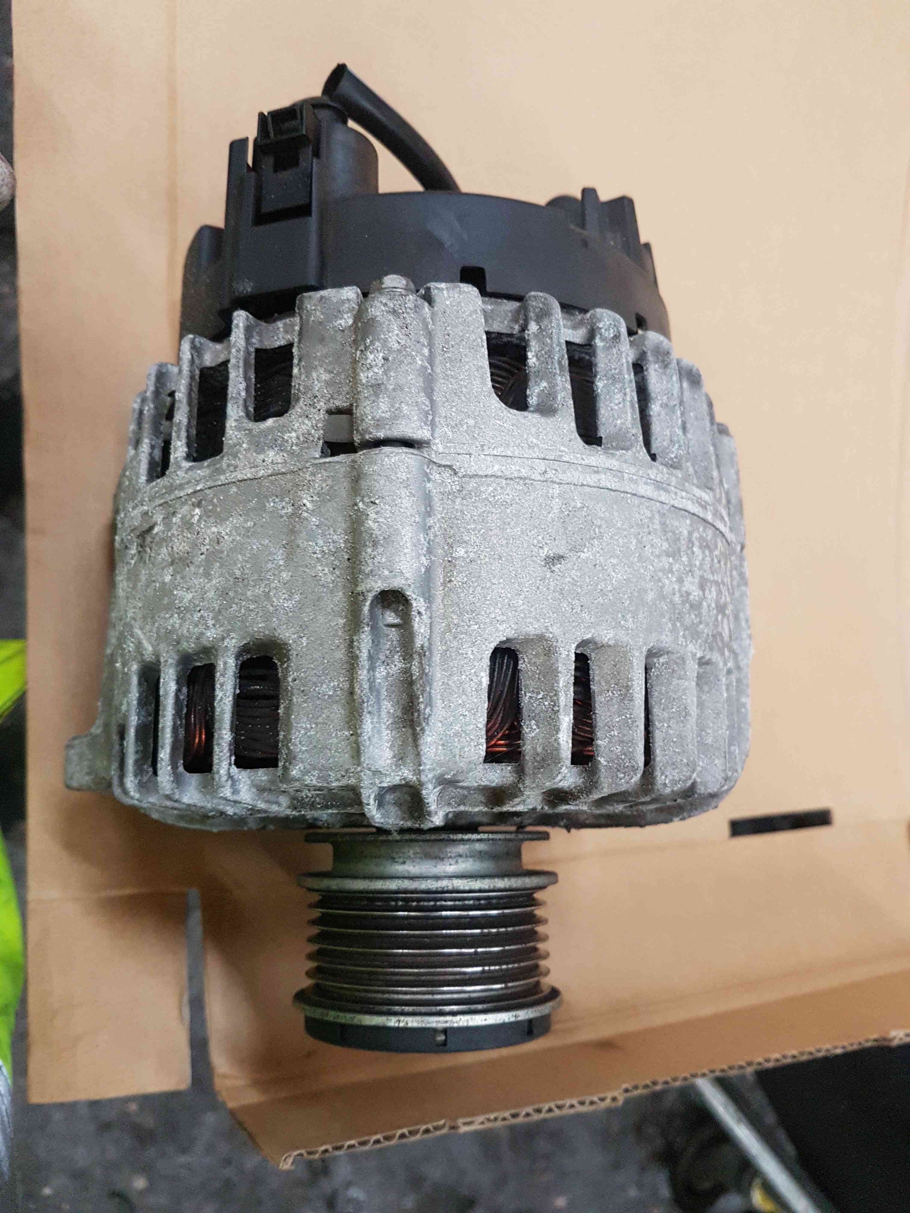 volkswagen polo 6r 2009-2015 12 tdi alternator cfwa 03p903023h | VWBreakers