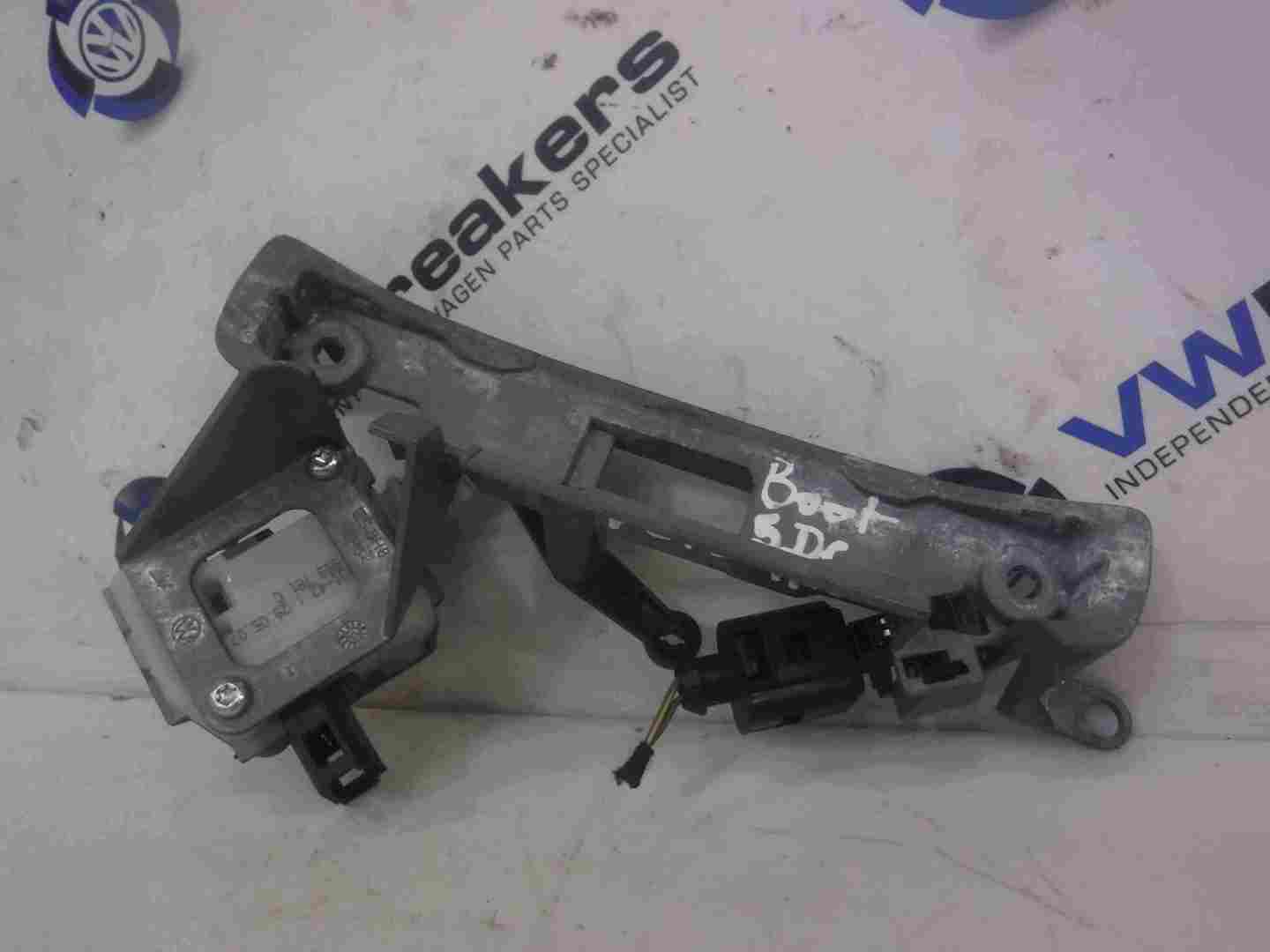 Volkswagen Polo 9N3 2006-2008 Boot Lock Actuator Handle Lock Solenoid ...