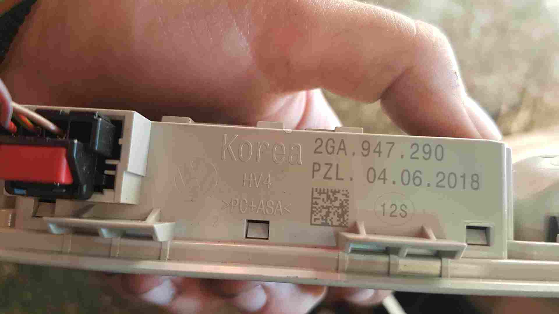 Volkswagen Polo MK6 2017-2023 Roof Interior Light 2GA947290 | VWBreakers