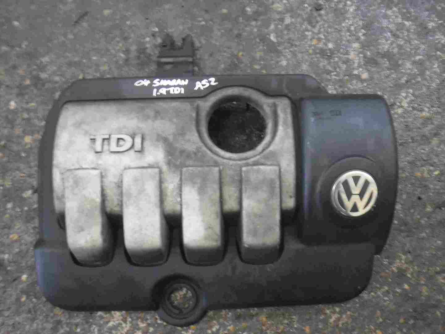 Volkswagen Sharan 2000-2009 1.9 tDi Engine Cover Plastic - Store - Used ...