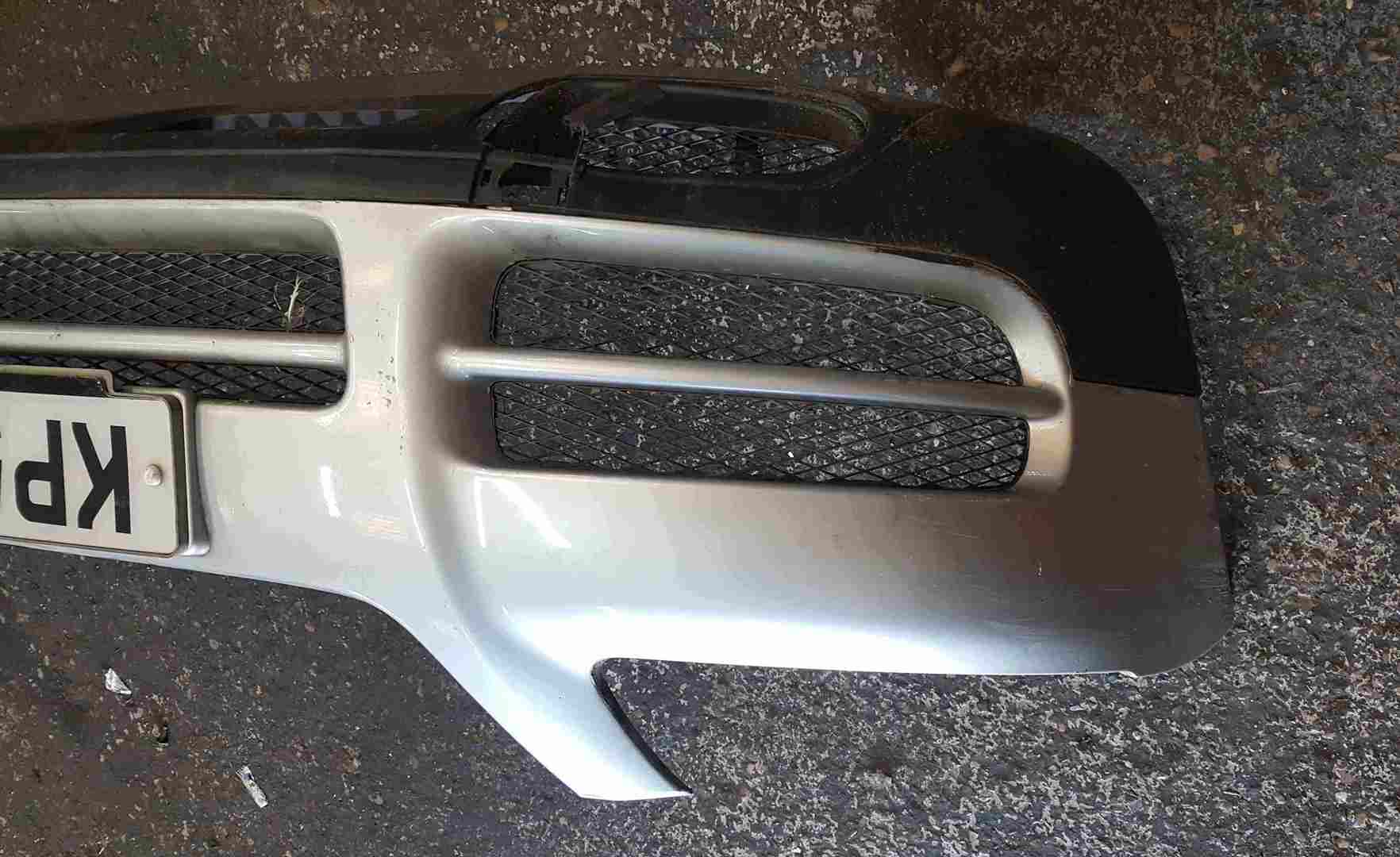 Volkswagen Touareg 2003 2007 Front Bumper Silver La7w Store Used