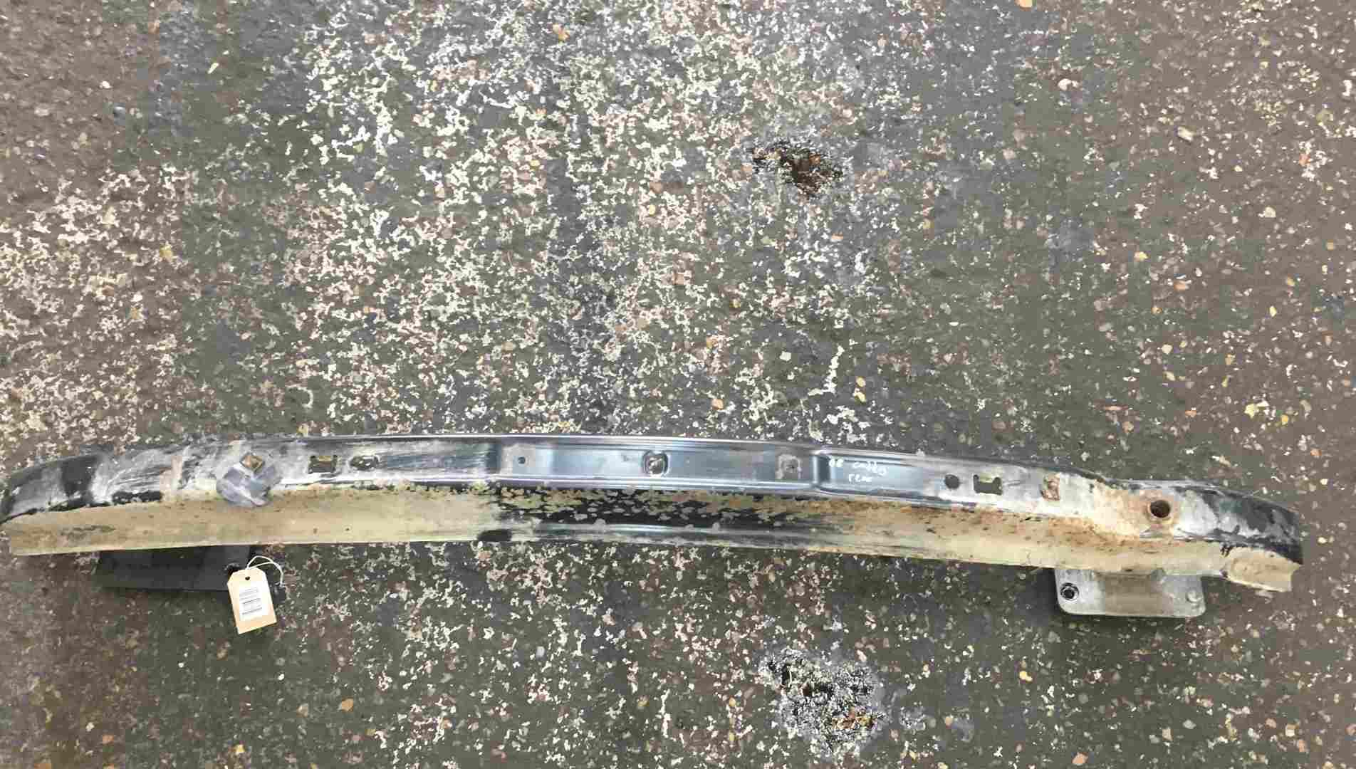 Volkswagen Caddy 2004-2010 Rear Reinforcement Crash Bar 2k0807305 ...