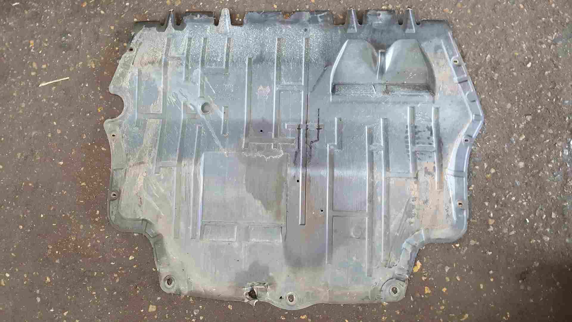 Volkswagen Passat B7 2010-2015 Engine Undertray Drip Cover 3C0825237h ...